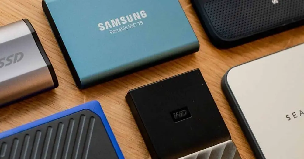 External SSD vs Normal External Hard Drive, Which is Better? | ITIGIC