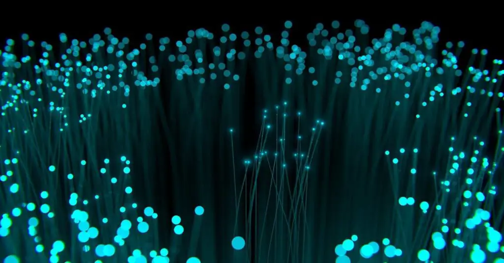 FTTx Fiber Optic Networks: Different Topologies, Features and More | ITIGIC