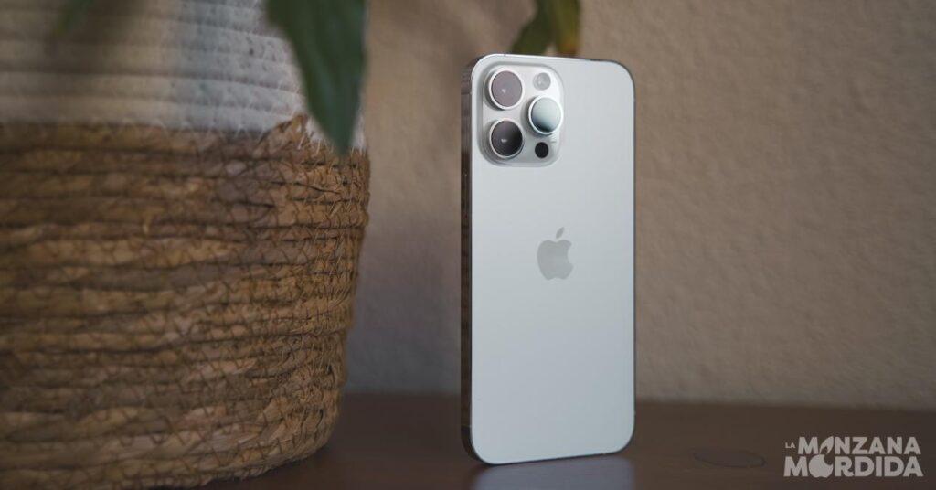 Who said that Apple was expensive? | ITIGIC